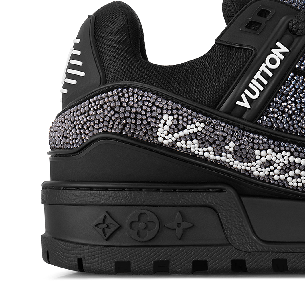 SNEAKERS – Page 2 – KITSUNE HYPE DEPT